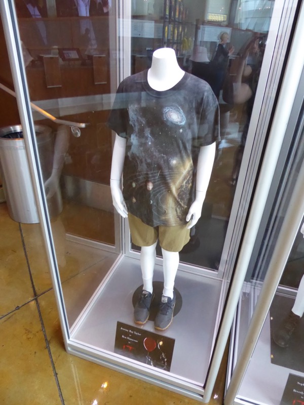 Hollywood Movie Costumes and Props: IT movie costumes and props on ...