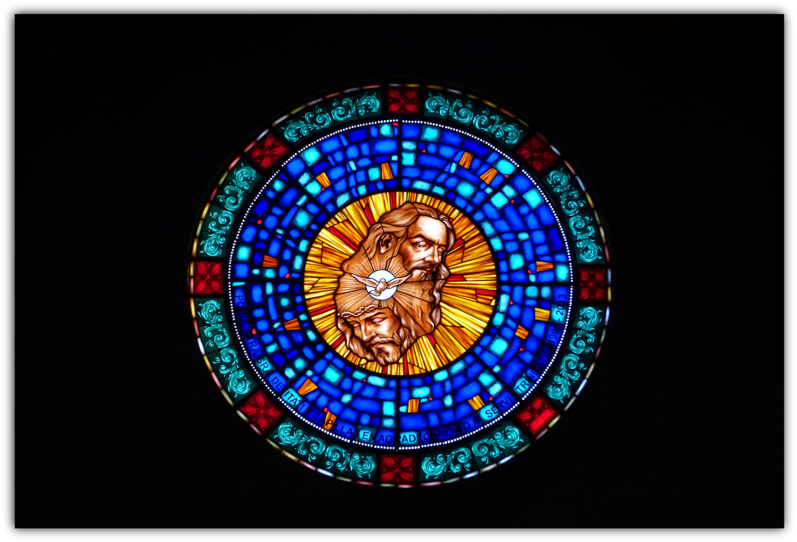 infoSOL: Inauguran vitral de la Santísima Trinidad en agradecimiento a ...