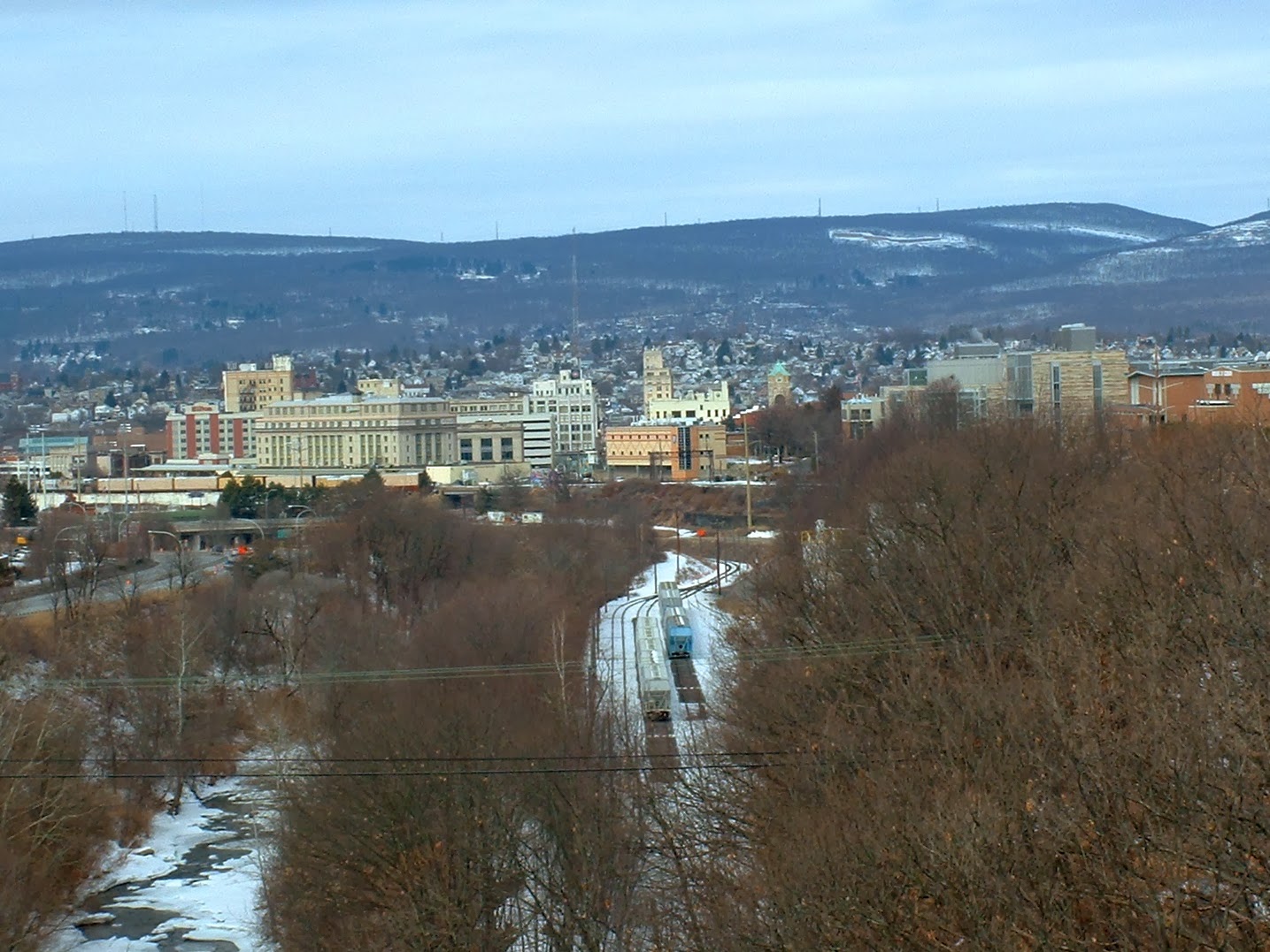 Frank's Place: Scranton Skyline