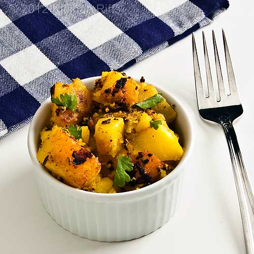 Kitchen Riffs: Spicy Potatoes with Ginger and Garlic