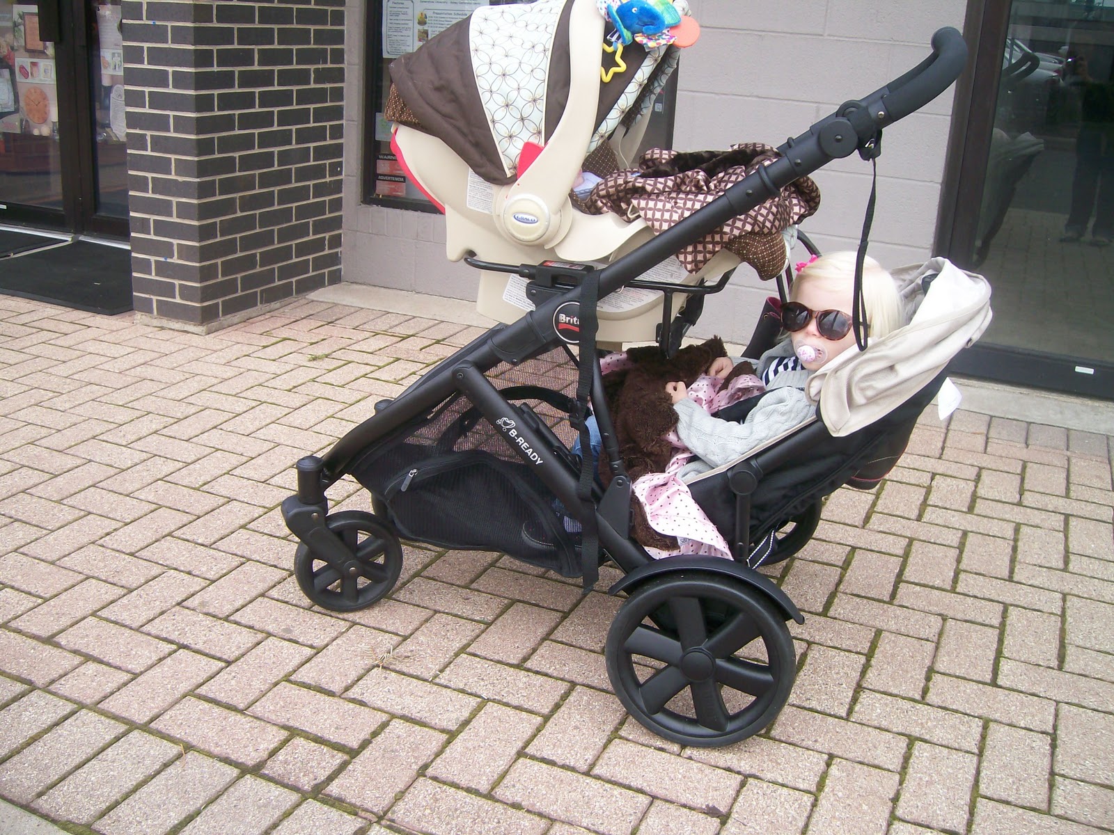 Lullaby and Goodnight: Britax B-Ready Stroller