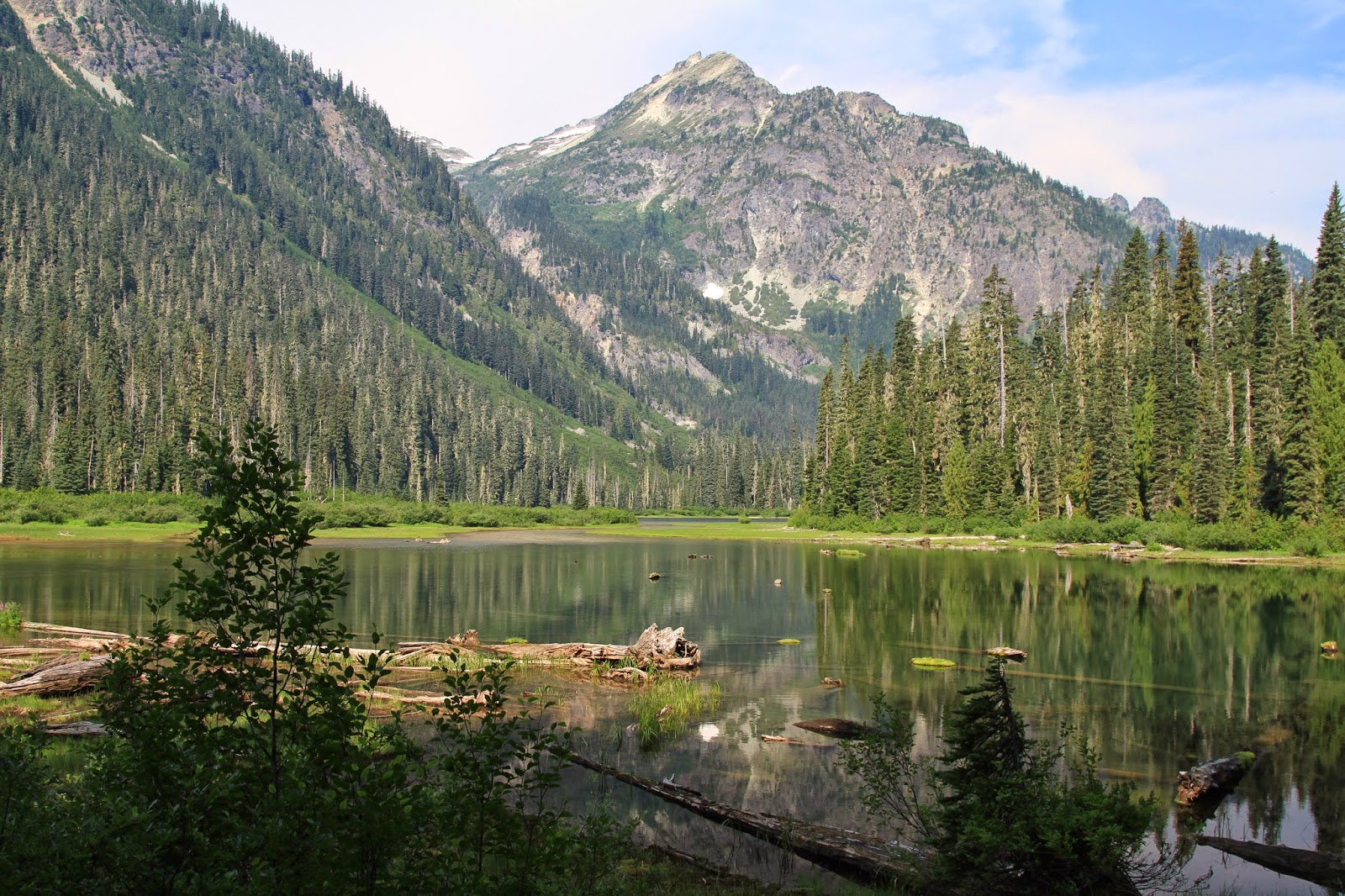 TravelMarx: Tuck and Robin Lakes Hike