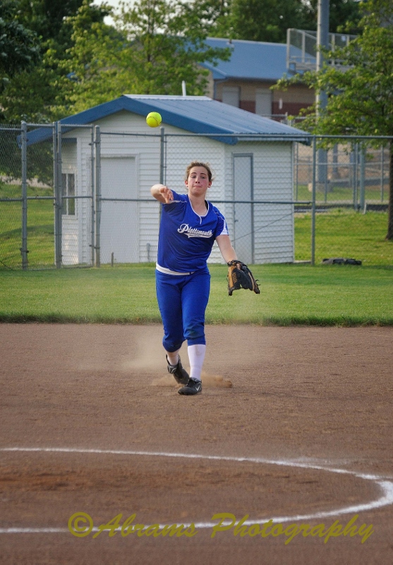 Abrams Photgraphy: Photo shoot at Plattsmouth Girls Softball Game
