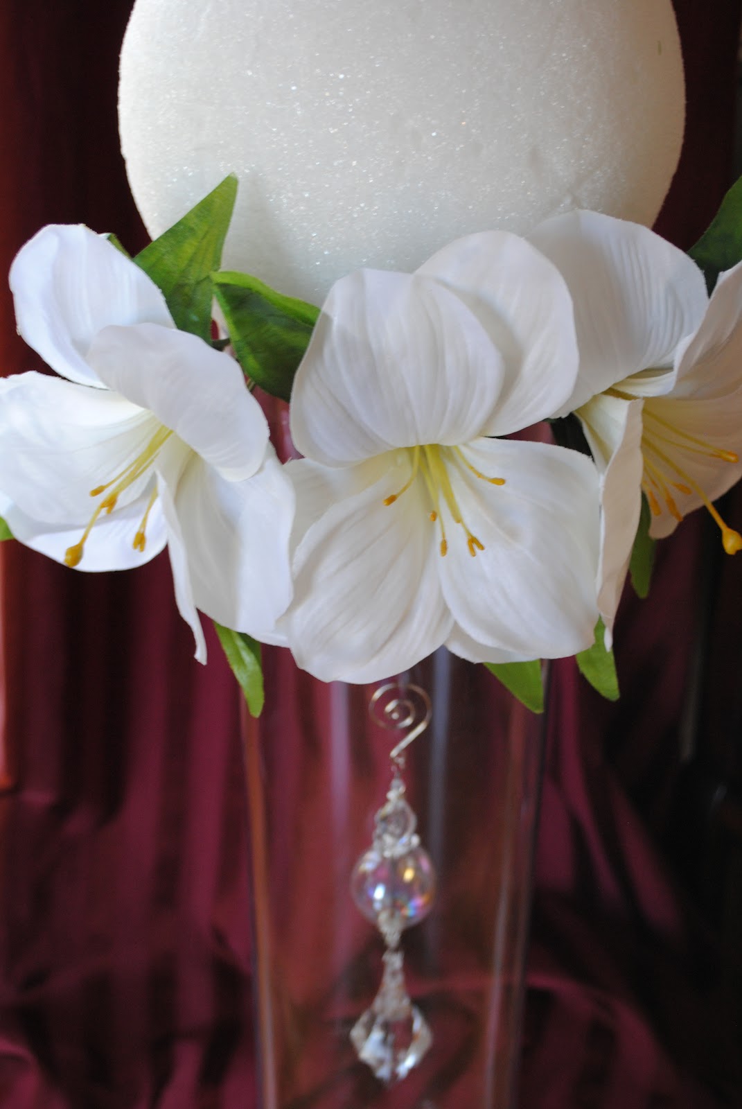 Christmas Holiday Ideas: SNOWBALL TOPIARY CENTERPIECES