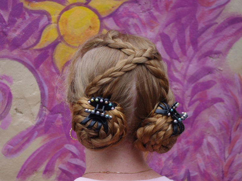 Braids & Hairstyles for Super Long Hair: Minnie Mouse Buns and Flower ...