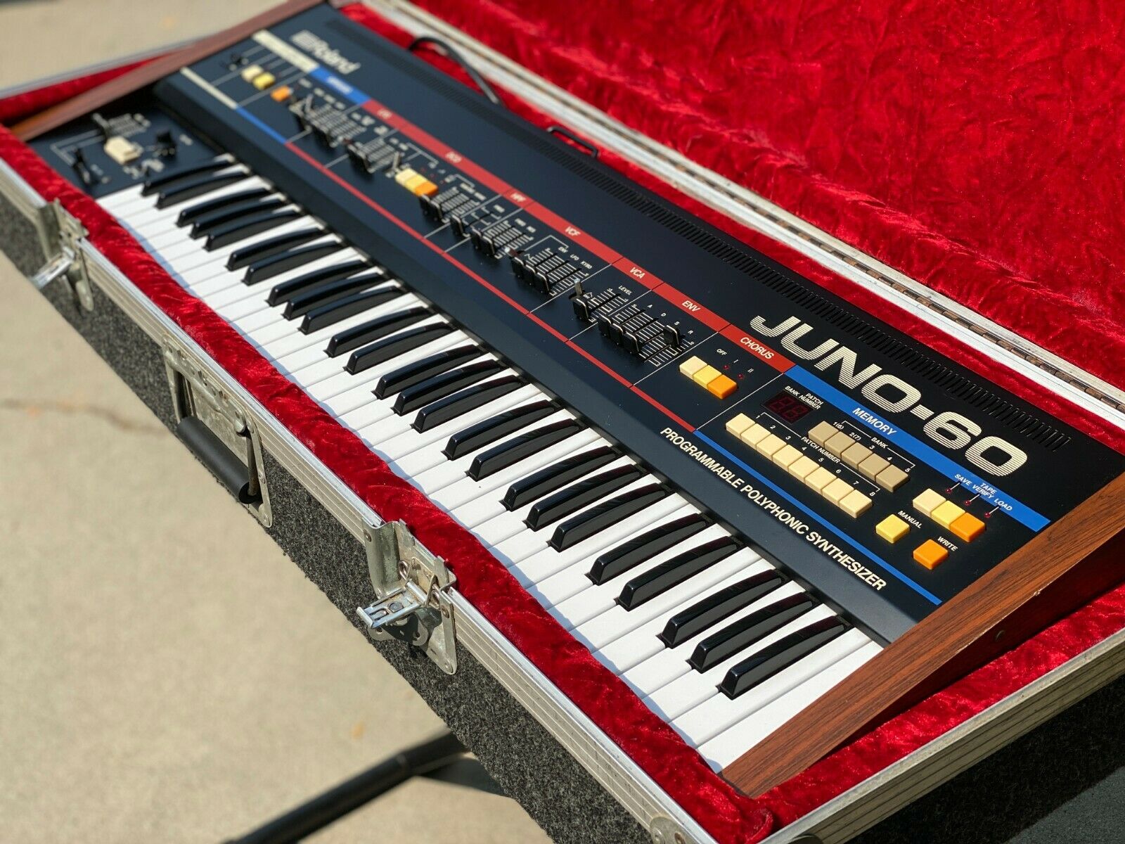 MATRIXSYNTH: Roland Juno-60 Analog Synthesizer With Custom Case and JSQ ...