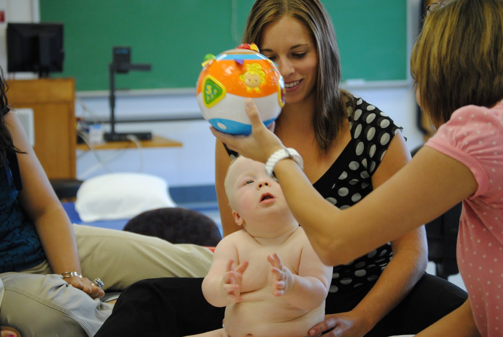 Living Leffew!: Laik Goes to College