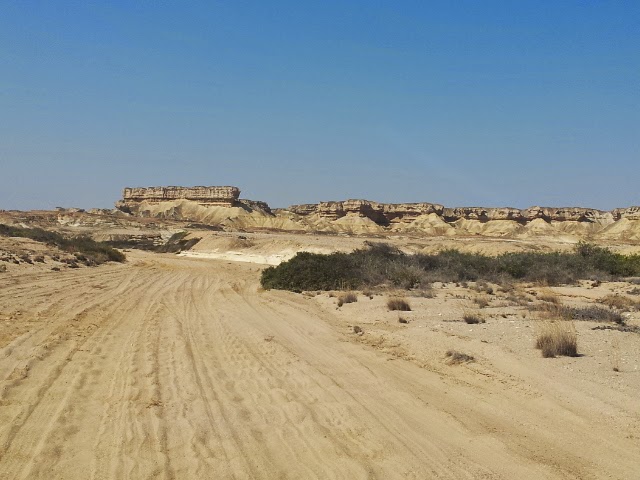 Mrad & Inge's 60+ ANGOLA: D9-10: Humpata - Lebo/a Pass - Namibe ...