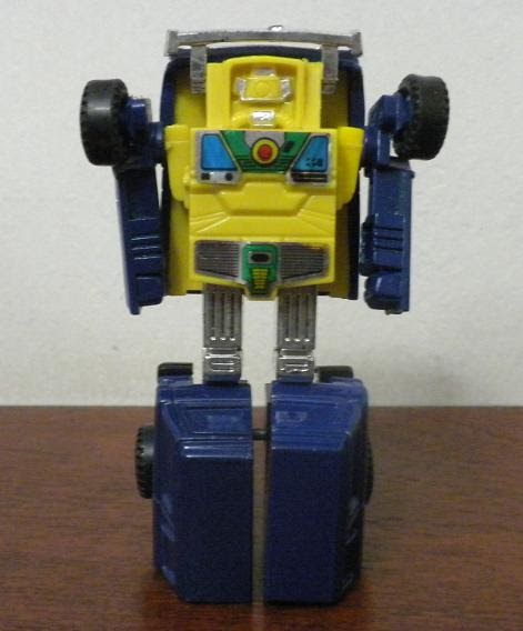 Blog Transformers.com: 769: Convertors Mini Bot Wagon