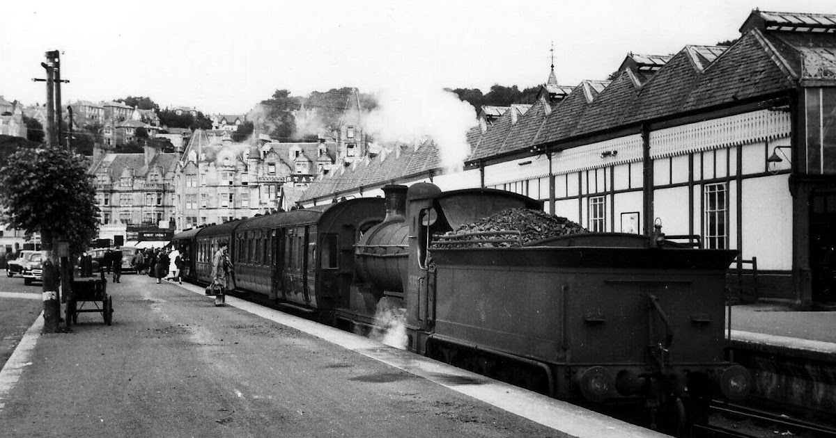 Tour Scotland: Old Photograph Steam Tain Railway Station Oban Scotland