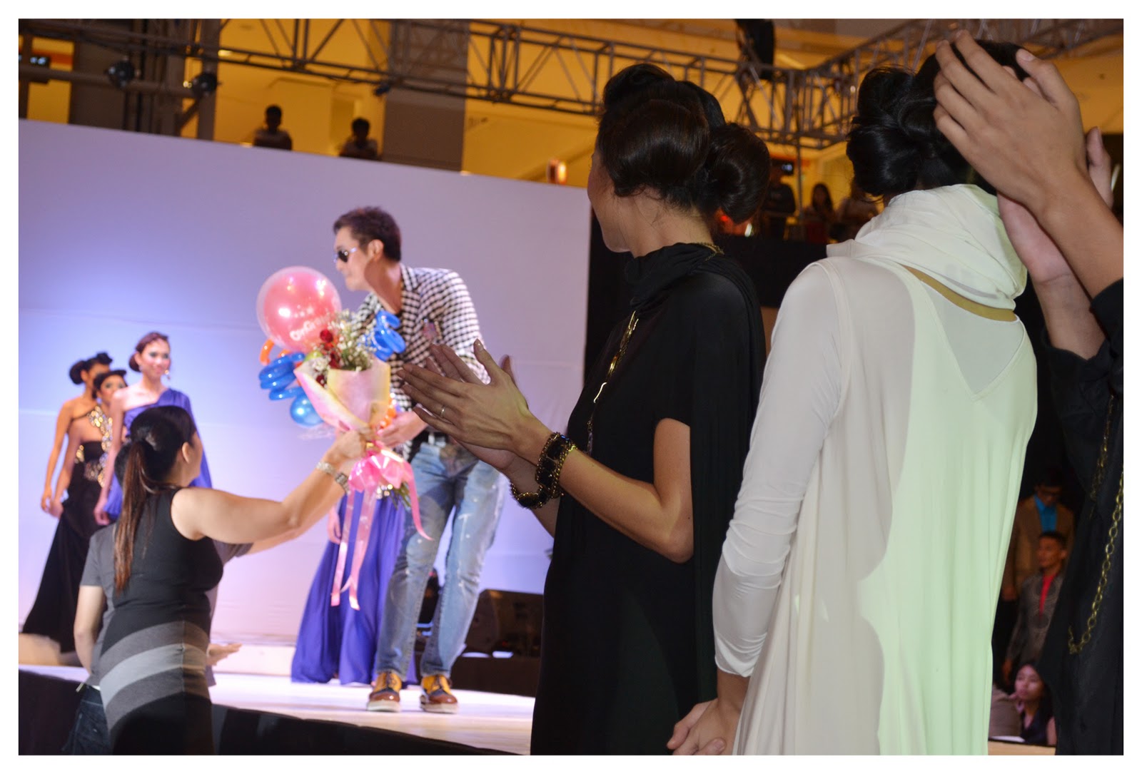 SCENE IT.: RUNWAY FASHION PREVIEW 2012