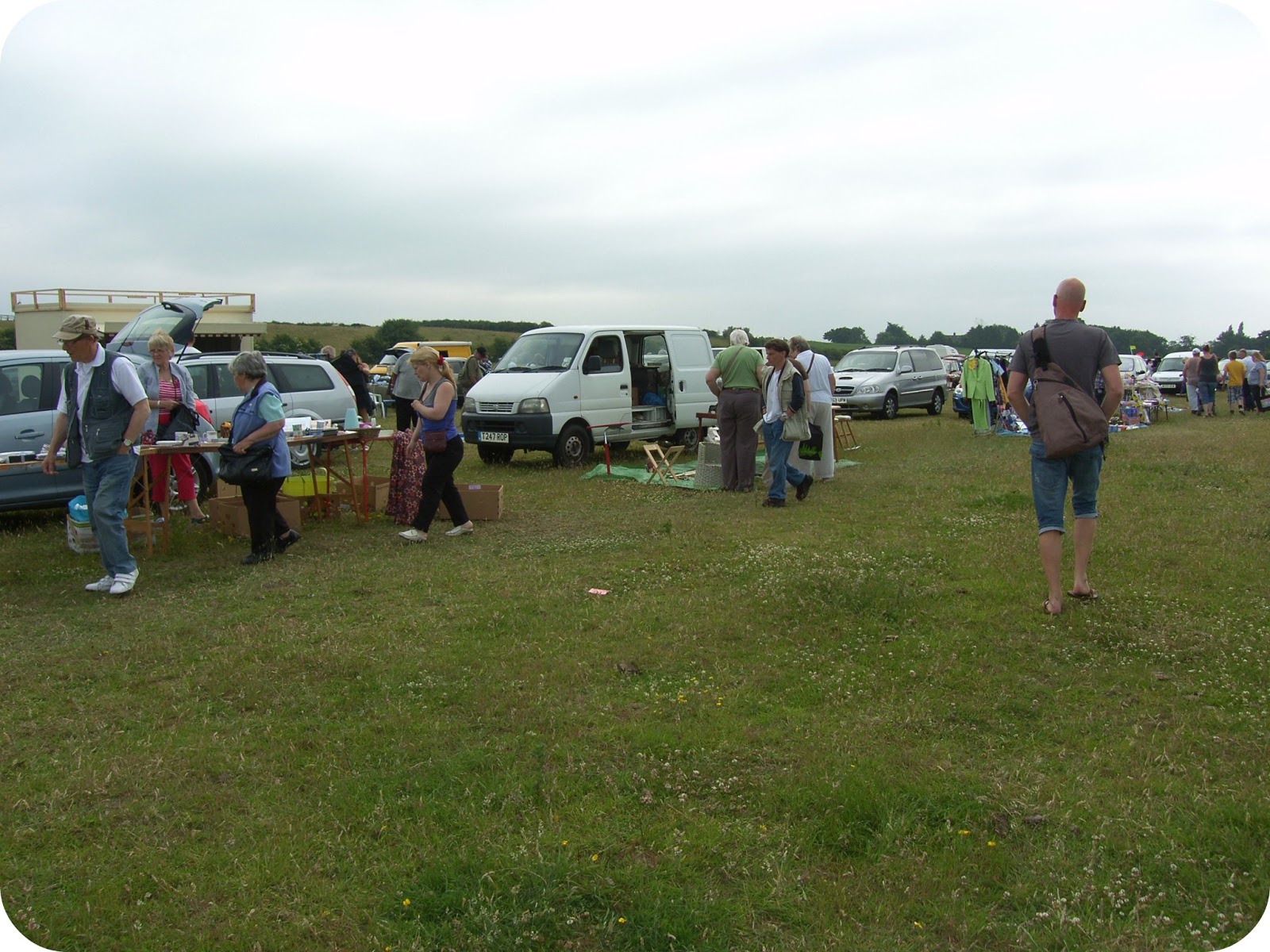 Vintage Vixen: Booty Call - The Return Of The Mid-week Car Boot Sale