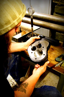 Bastybikes: Rebuilding / measuring Indian Motorcycle engine cylinders