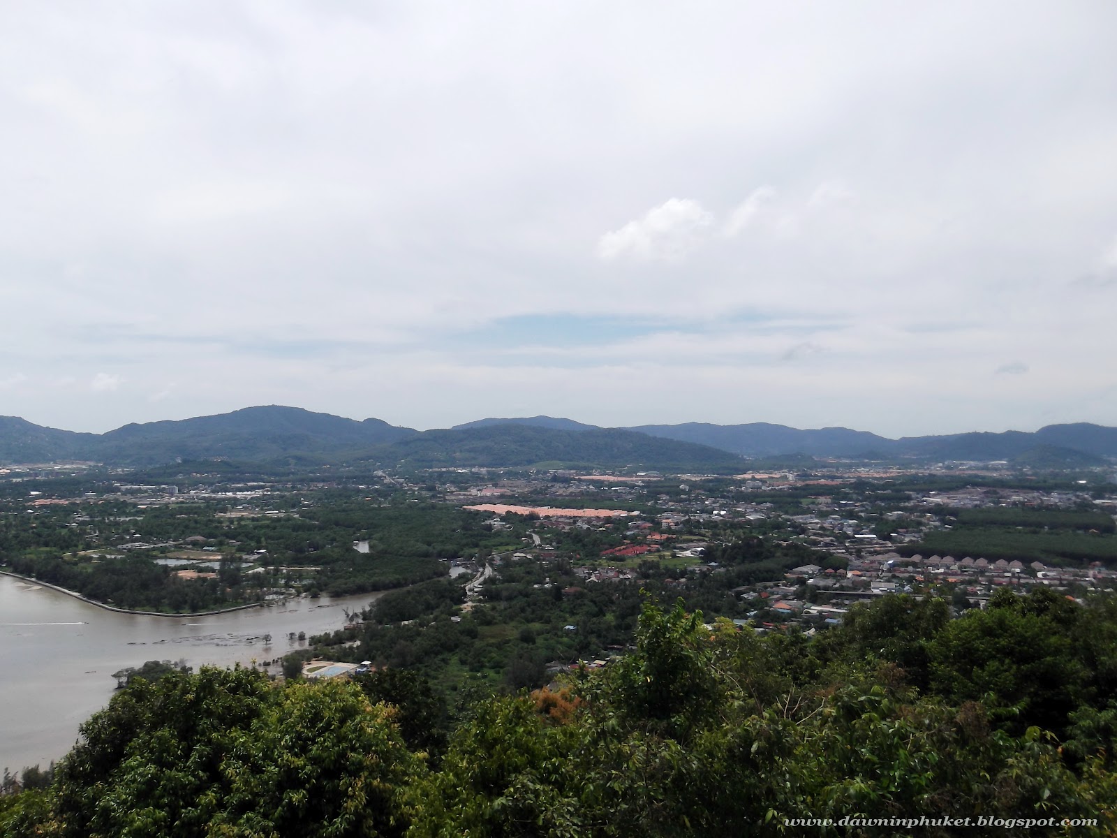 Dawn in Phuket: Klong Mudong คลองมุดง