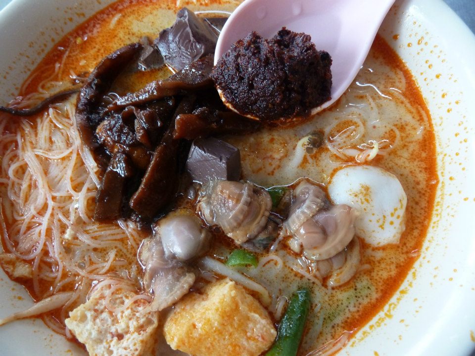 livingwithlil: Penang January 2013.....(recipes:chincalok pork/roti babi)