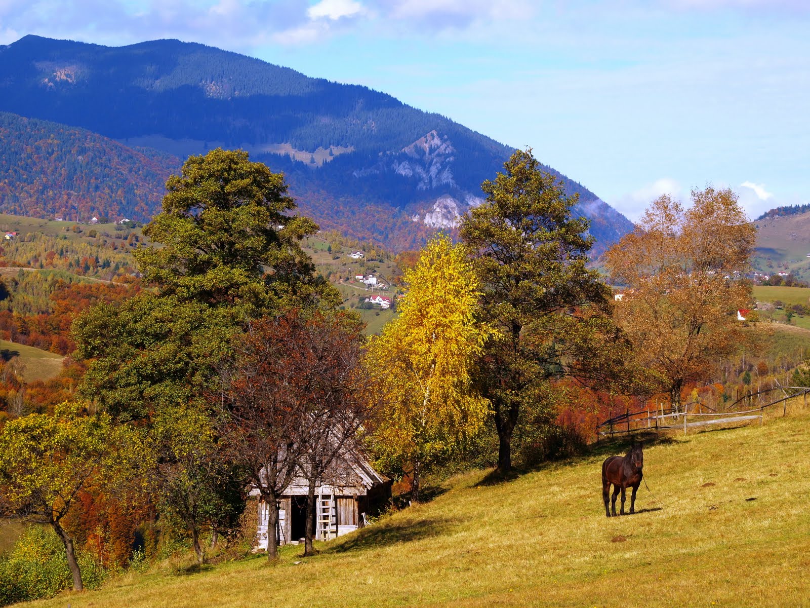 Explore Romanian Landscapes: Autumn Landscapes in Romania