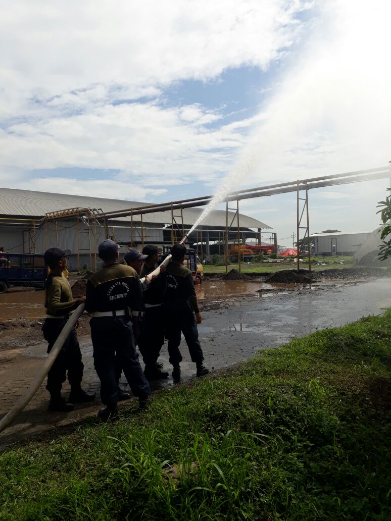 Cara Pemadaman Api dengan Hydrant System