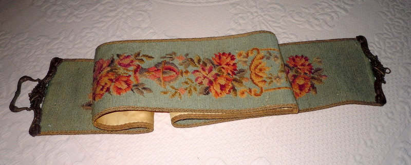 My Old Historic House: Call of the Bell Pull