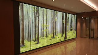 LED Light Boxes: The different colours of custom light box lights