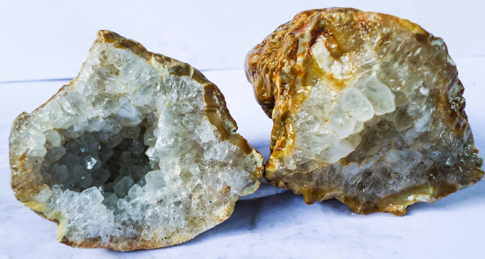 ROUGH KRISTAL KUARSA