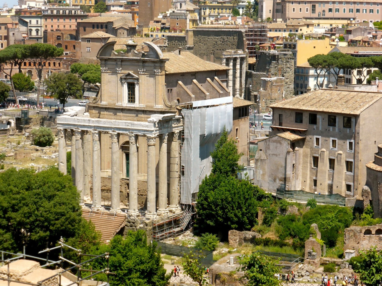 Facciamo un giro in centro?: FORO ROMANO