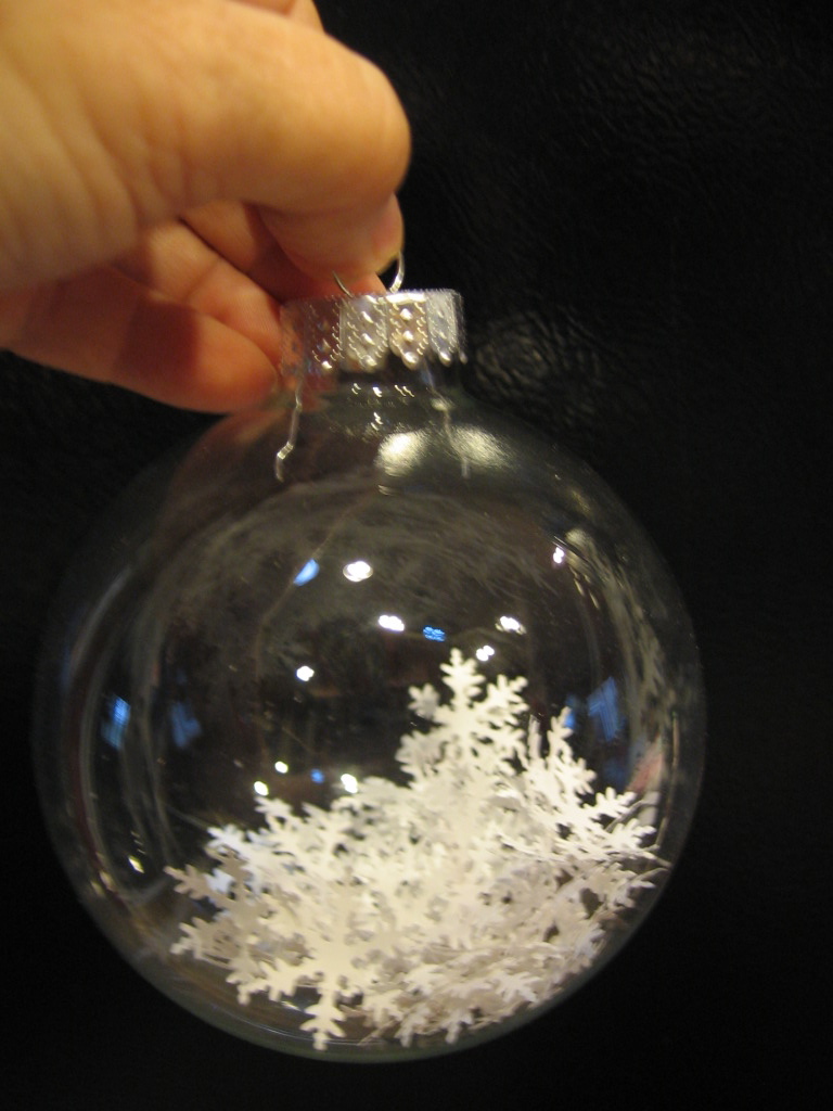 Marie Kinnaman Designs: Filling Glass Ornaments