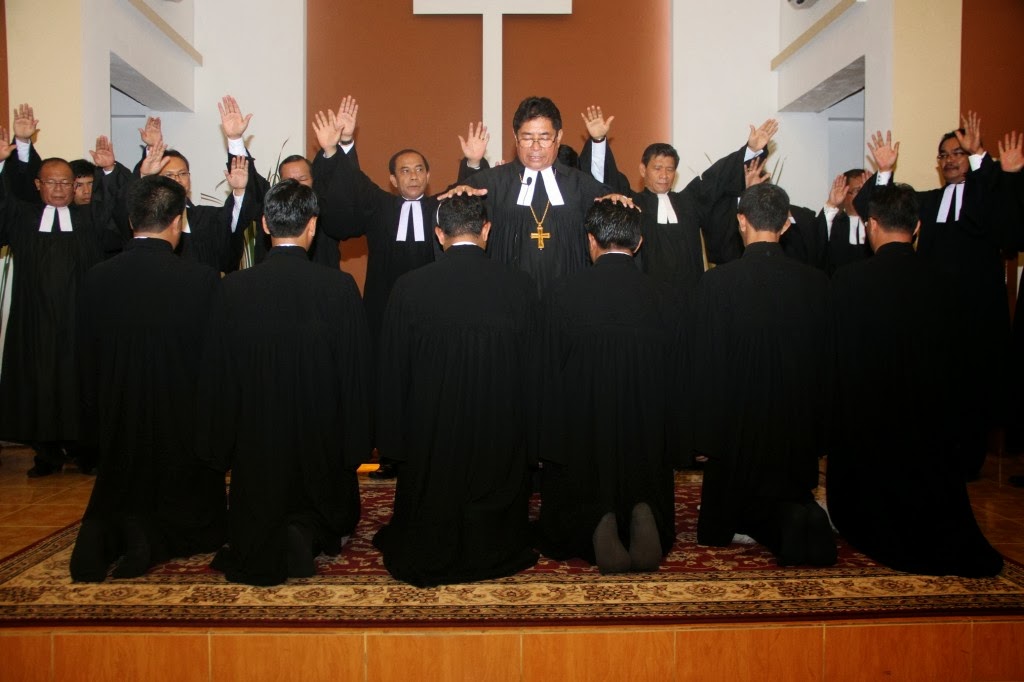 Budianto Sianturi: PENDETA SEBAGAI TELADAN