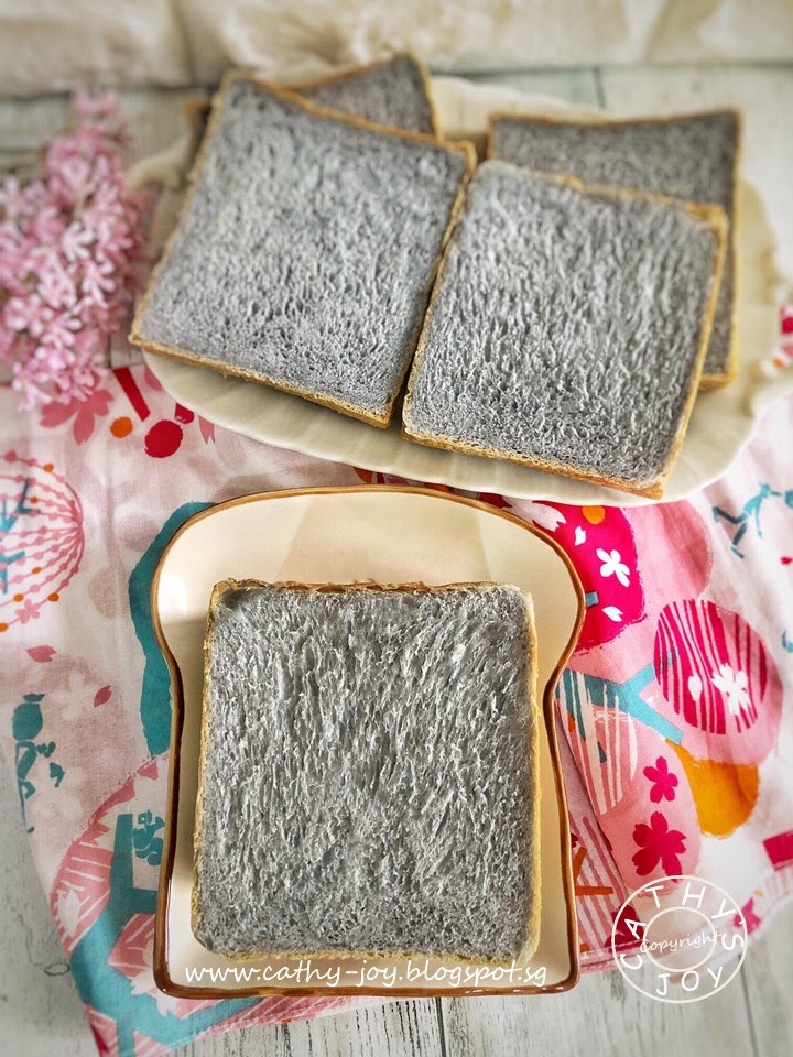 cathy's joy: Blue Pea Bread