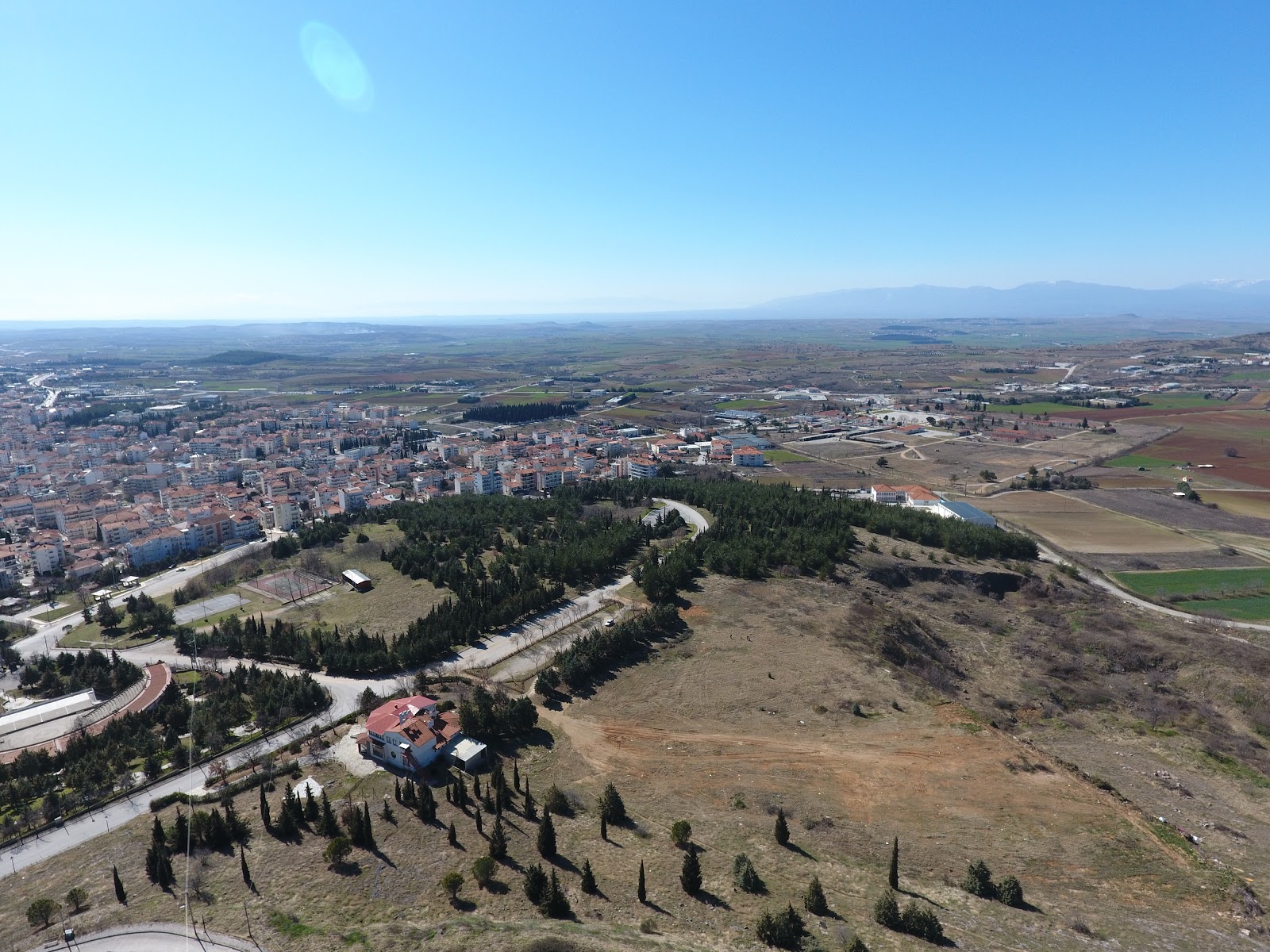 ΑΠΟΛΑΥΣΤΕ ΑΠΟ ΨΗΛΑ ΤΟΝ ΛΟΦΟ, ΤΟ ΚΙΛΚΙΣ,ΤΟ ΑΓΙΩΡΓΗ, ΤΟ ΘΕΑΤΡΟ ΚΑΙ ΤΟ ...