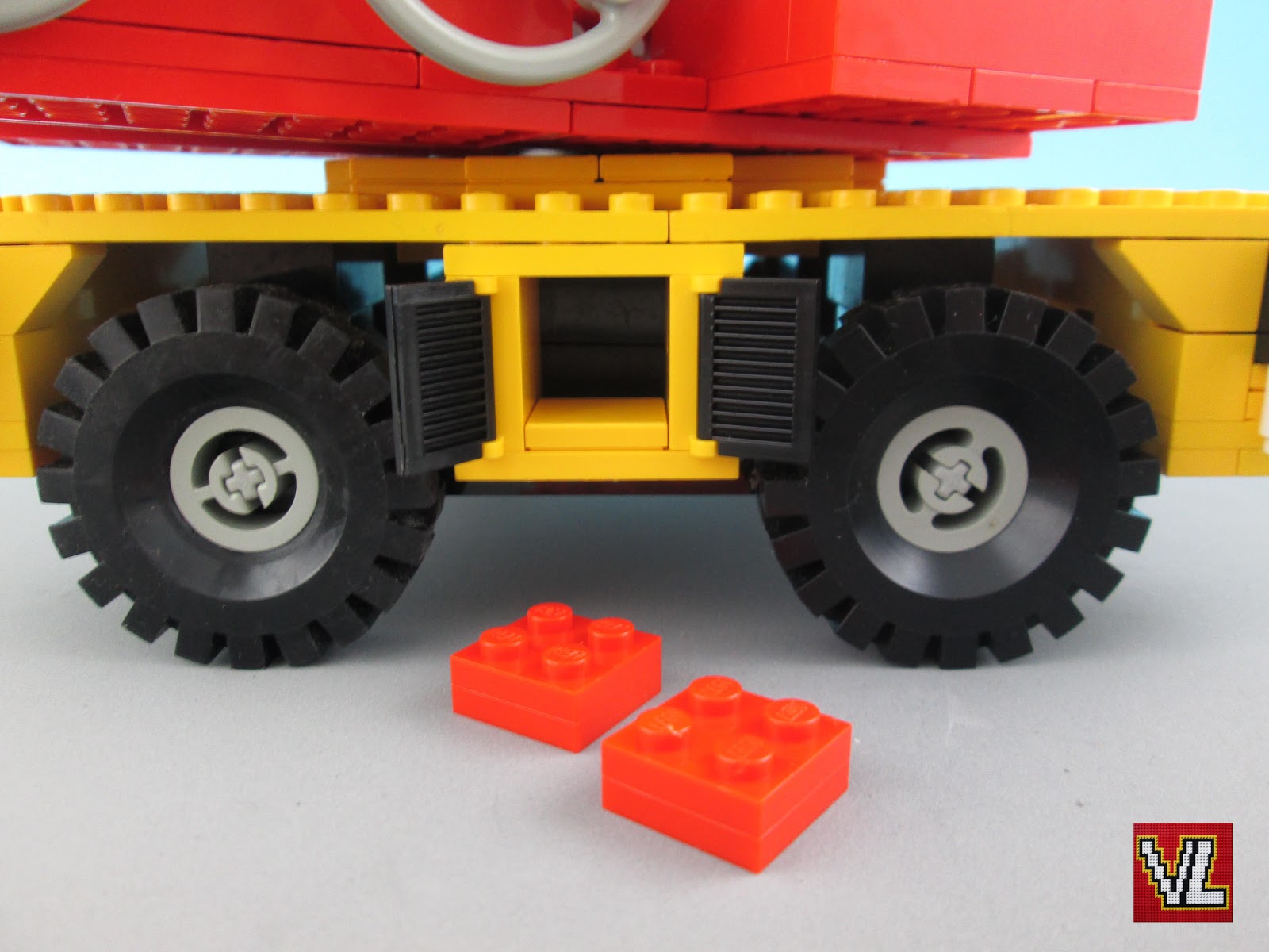 VIVOLEGO: Mobile Crane