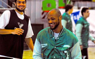 El arribo de Mario Austin está previsto para hoy