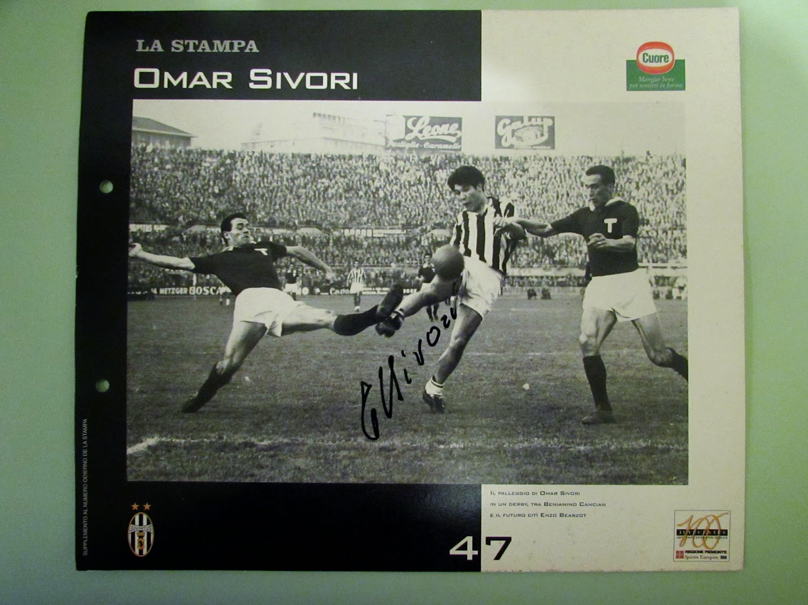 Autograph VIP: Omar Sívori, an Italian Argentine football striker and ...
