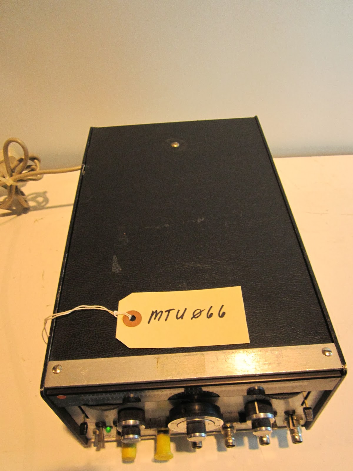 Wavetek 2001 Sweep/Signal Generator (TMU066) - Panatron Inc.