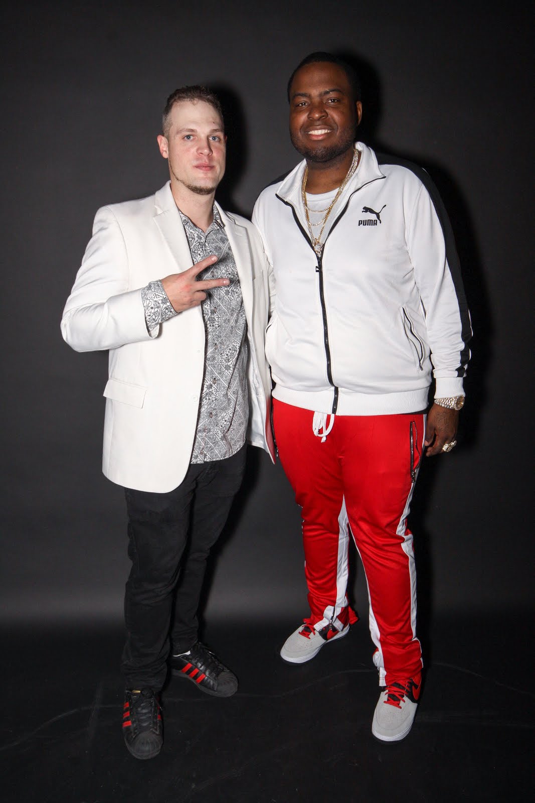 Bio ~ Robbie G - Official Website