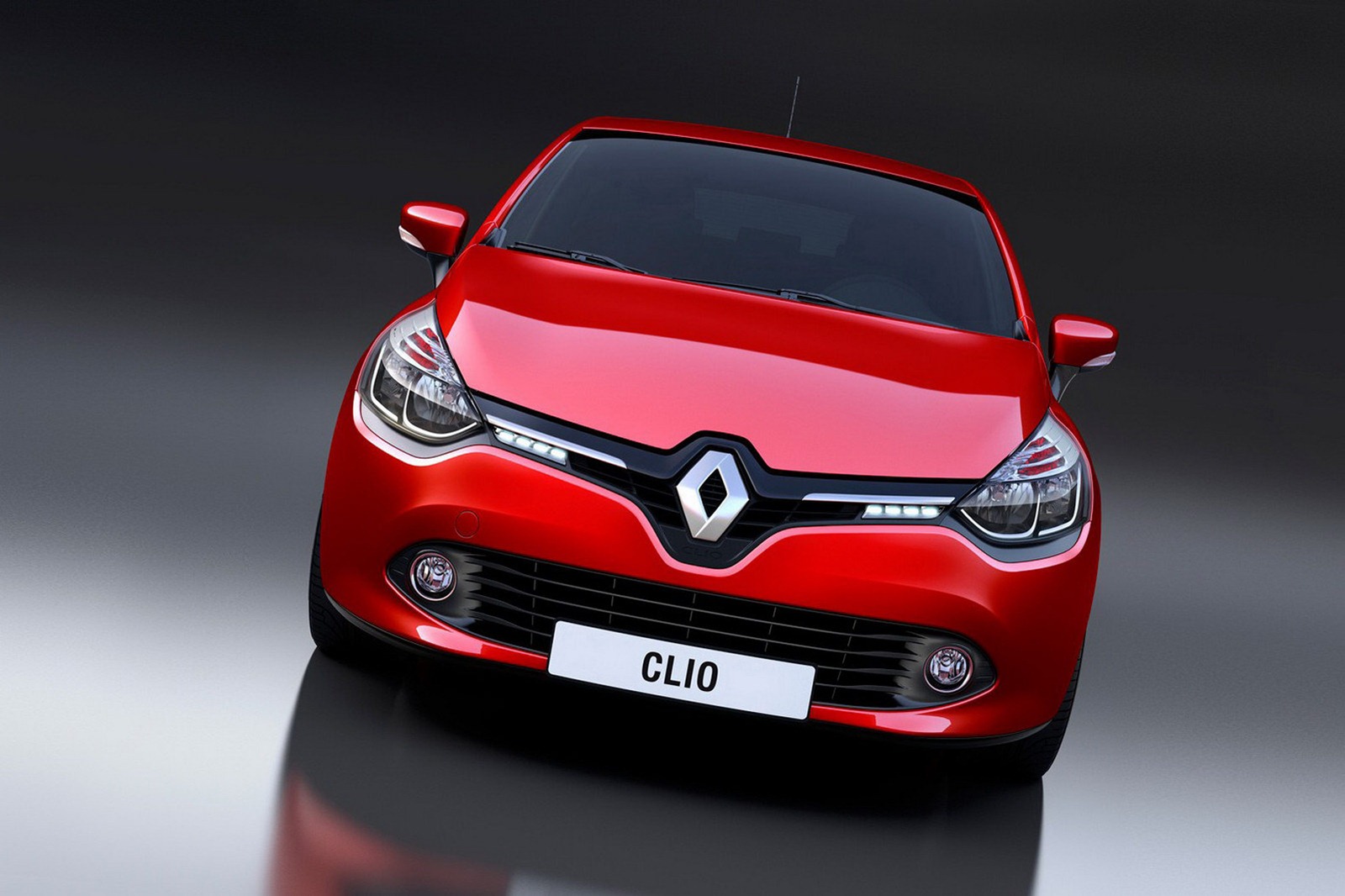 A V T O S V E T N O V I C E: Novi RENAULT CLIO - Video predstavitev(4x)