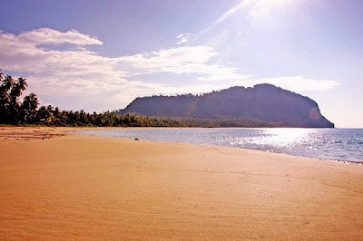 Pesona Pantai Sisi Natuna, Pantai Alami Terbaik Dunia « Wonderful Natuna