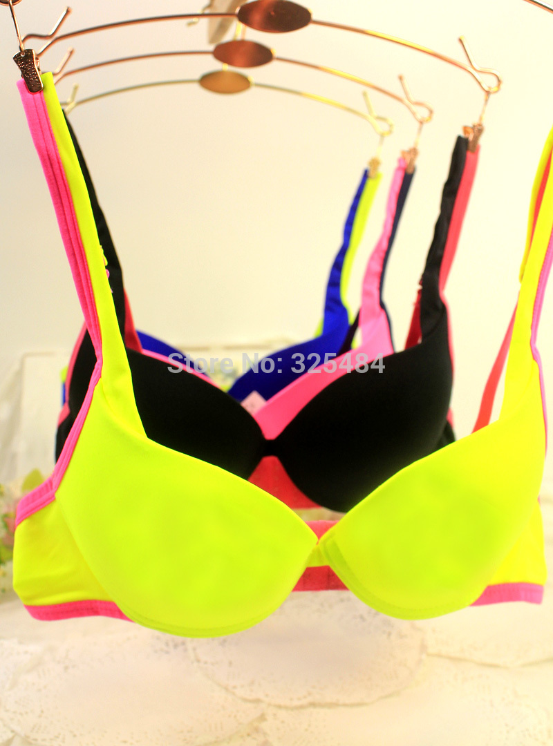 Lenceria Femenina: Colección de Lencería en color Neon