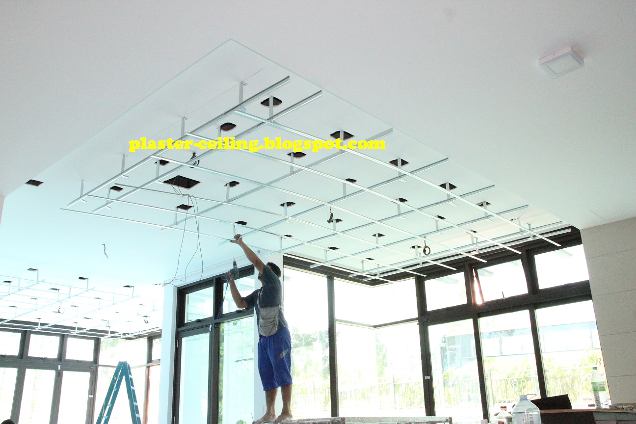 PLASTER CEILING: SILING KAYU