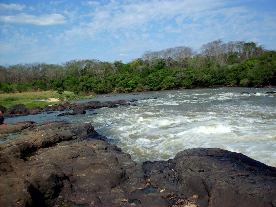 LUCÉLIA EM FOCO: Mais imagens do Rio Feio - Fotografa Angélica Silva