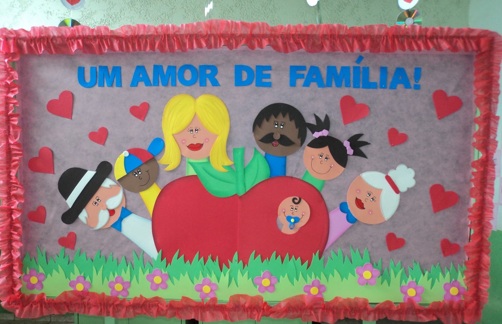 GEOVITA ARTESANATO EM EVA: MURAL PARA FESTA DA FAMÍLIA