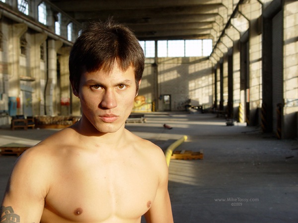 Favorite Hunks & Other Things: Monday, December 12, 2011