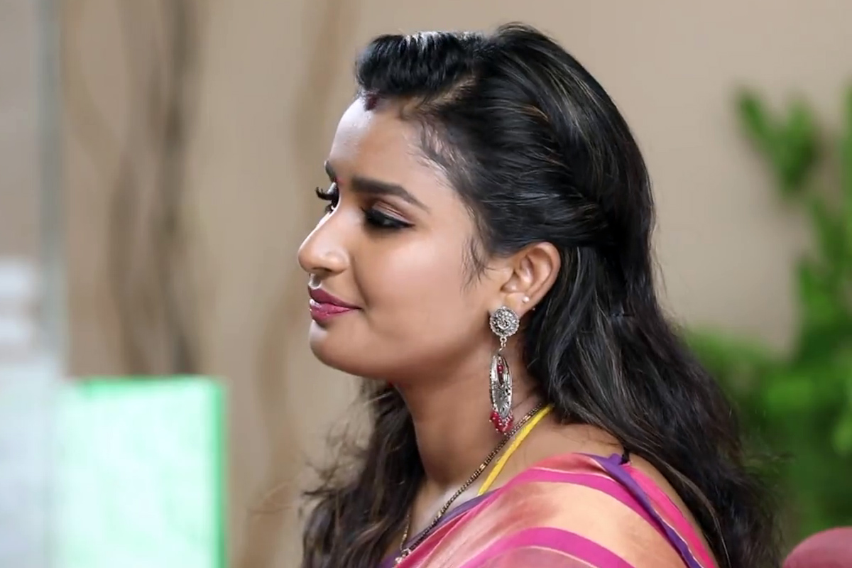 Actress Reshma Reya Cute Face Expressions Gallery