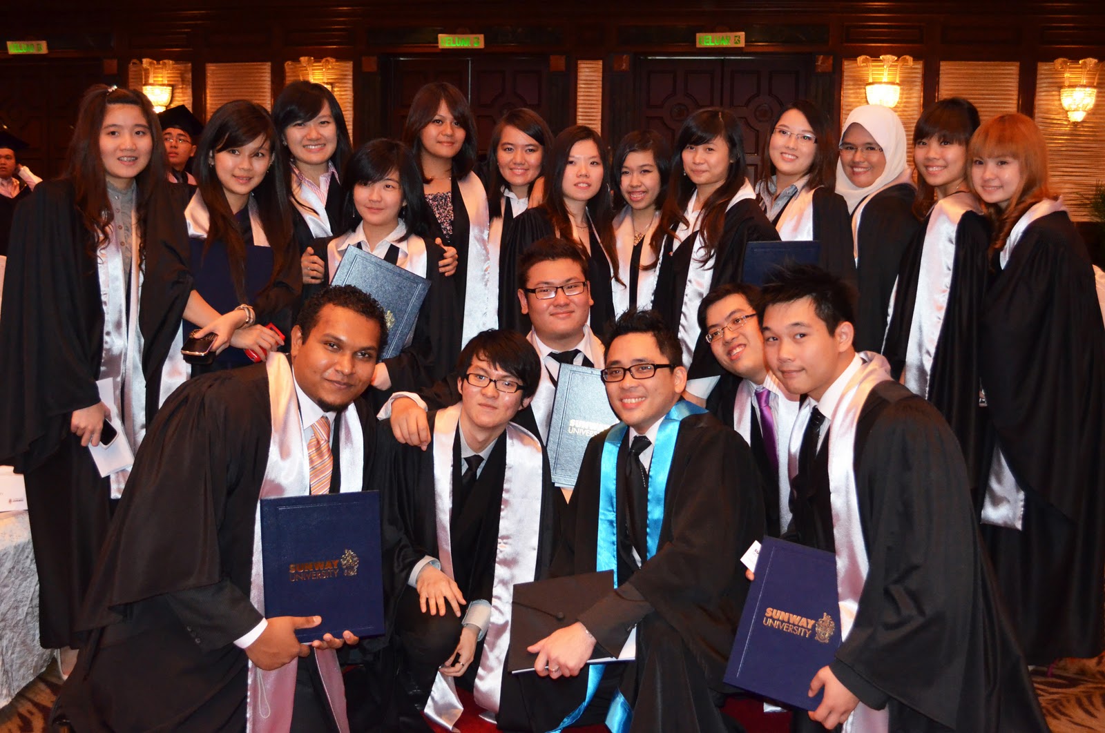 Campus News: Sunway University 2011 graduates reach for the stars