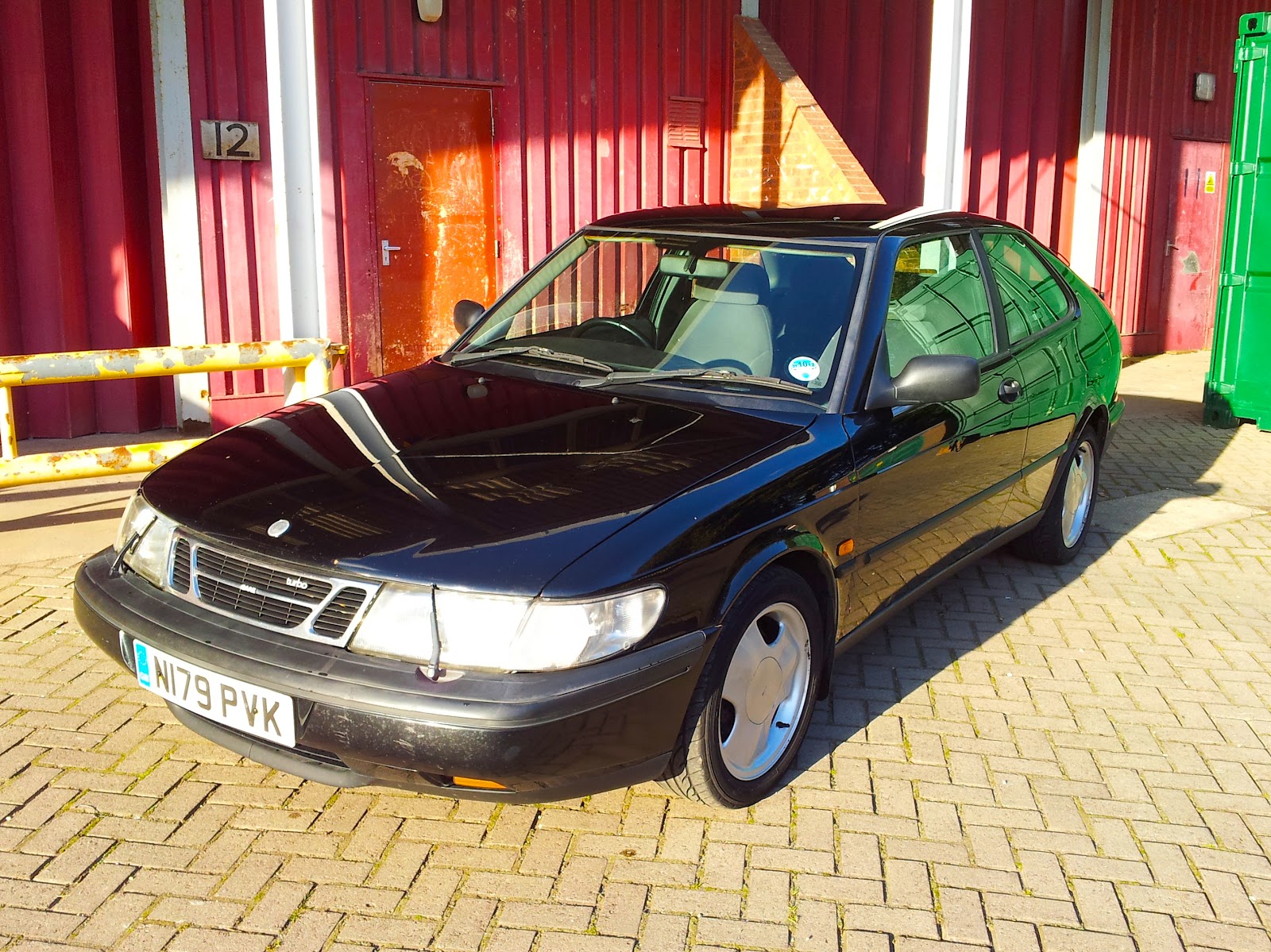 Car Keys of Separation: My 1996 Saab 900 SE Turbo