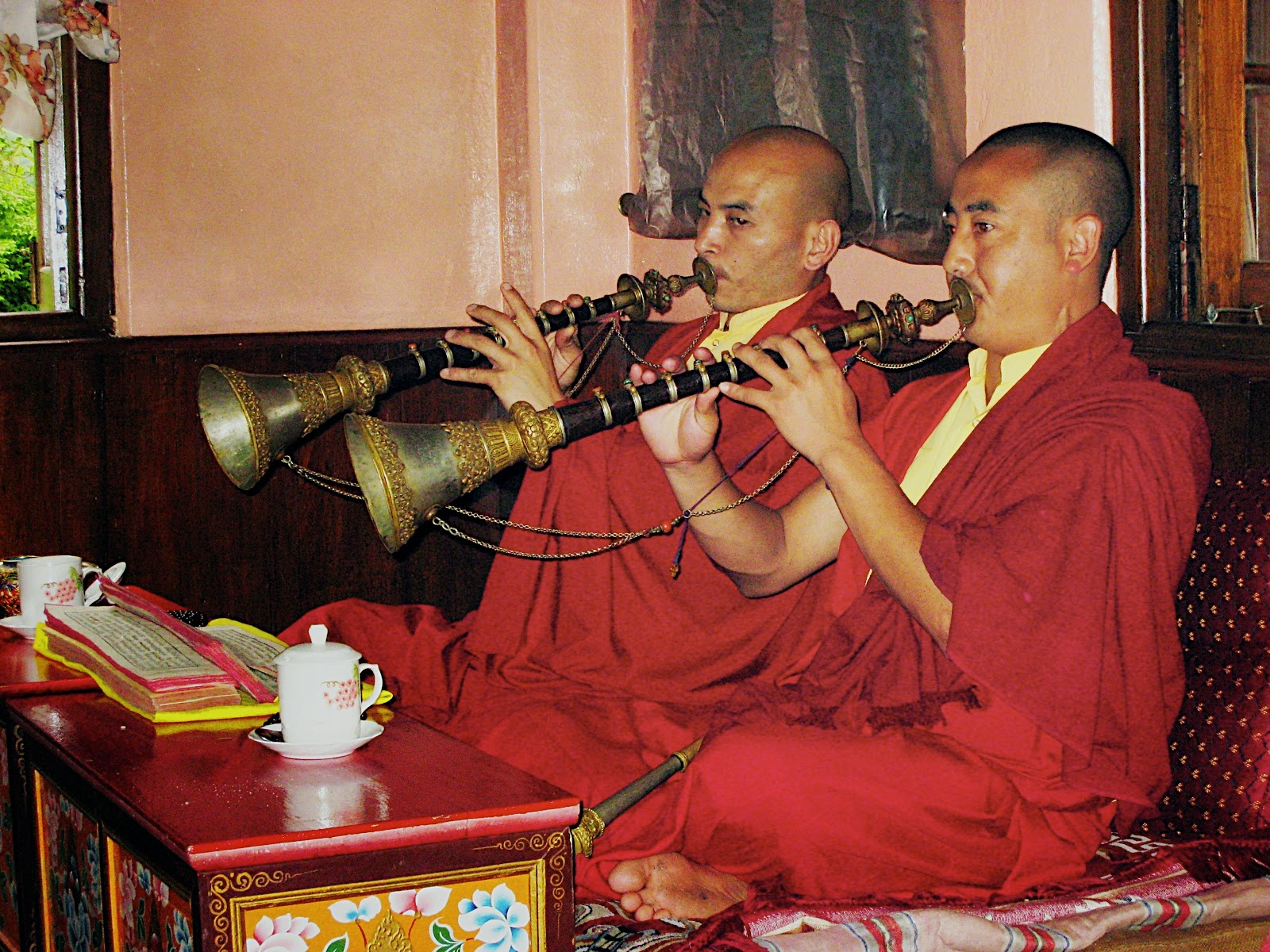 INSTRUMUNDO Instrumentos Musicales: Rgya-Gling, Gyaling, Gya Ling, Gya ...