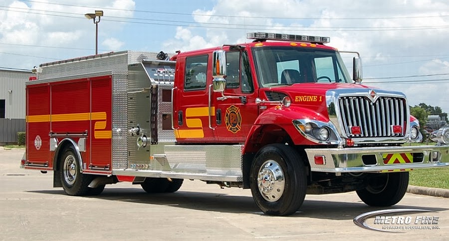 transpress nz: International fire truck, Palestine