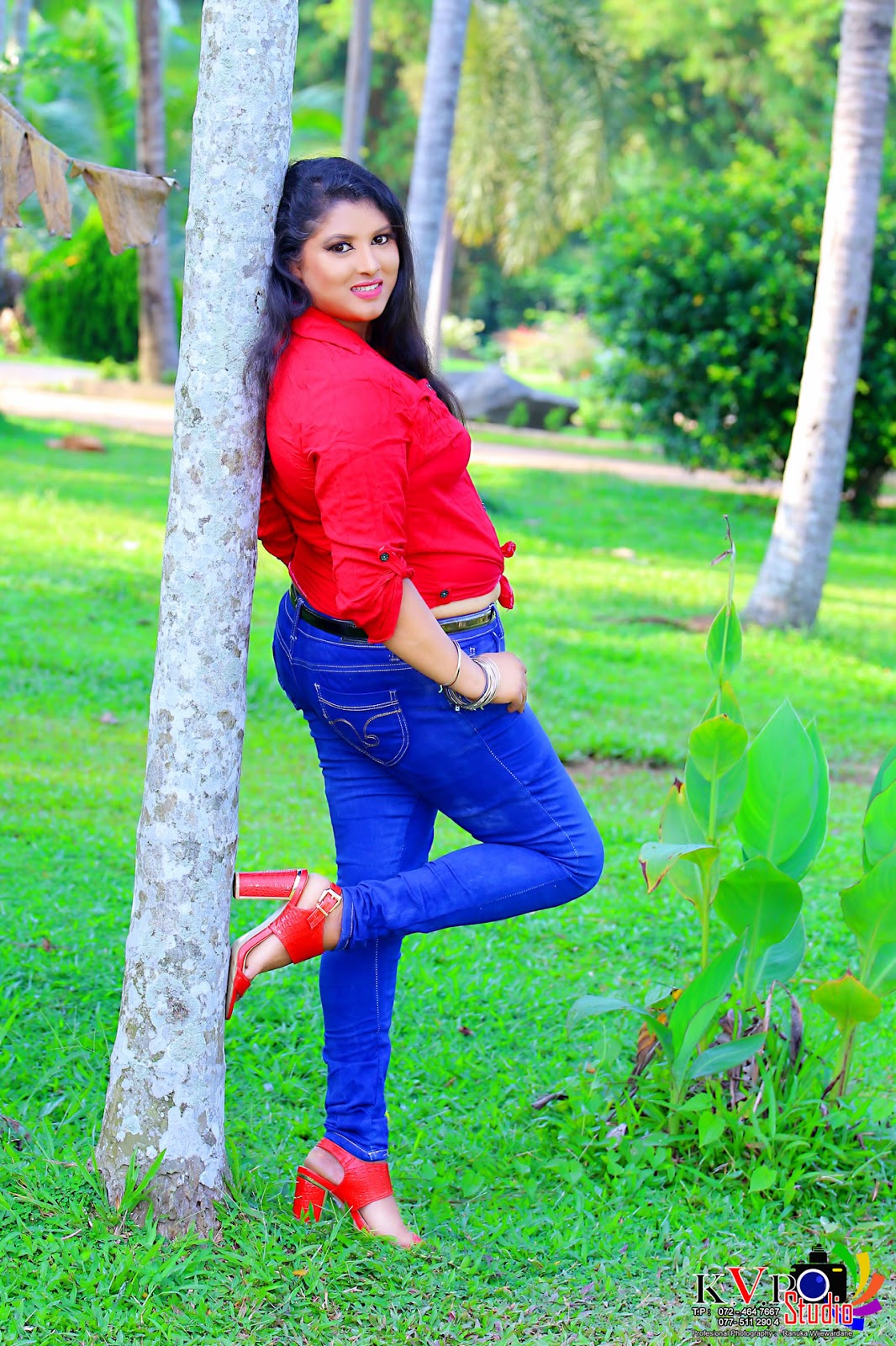 Piumi Imalka - HotsArena - Worlds best Models and Actress Network.