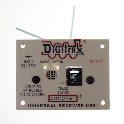 N-Scale For Sale: Digitrax® UR91 Universal Receiver (Radio & IR & Loconet)