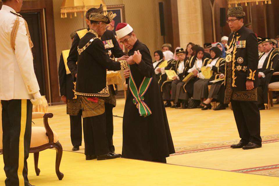 CAHAYA KEHIDUPAN TAUHID: Dato Mursyid Diraja gelaran bagi Mufti Kedah