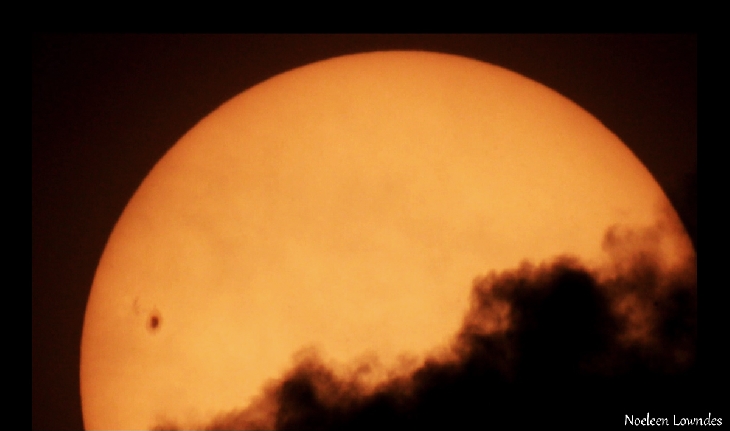 Mancha solar gigantesca está ficando 'cara a cara' com a Terra ...